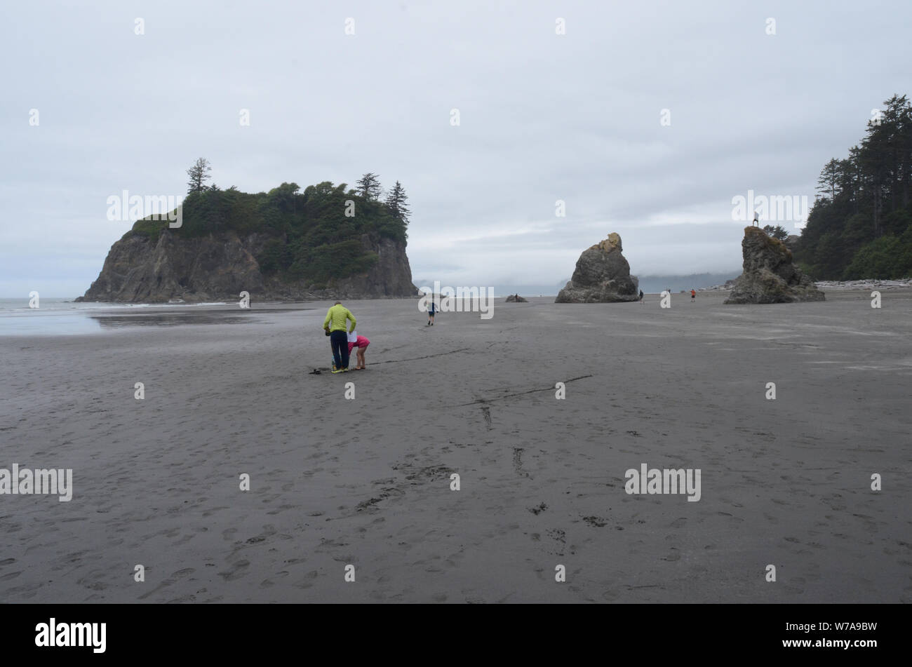 Shades of ruby hi-res stock photography and images - Alamy