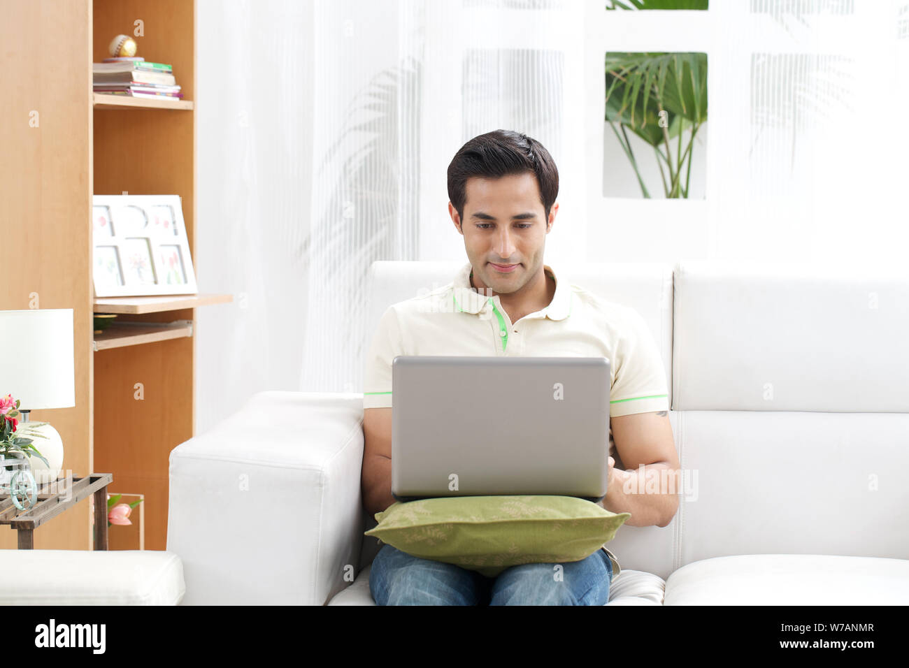 Using handy hi-res stock photography and images - Alamy