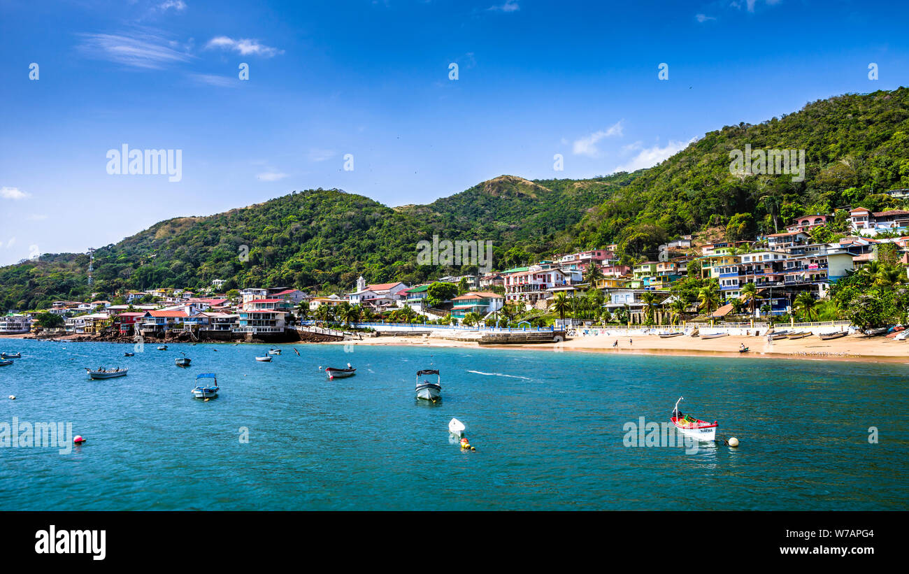Panama taboga island beach hi-res stock photography and images - Alamy