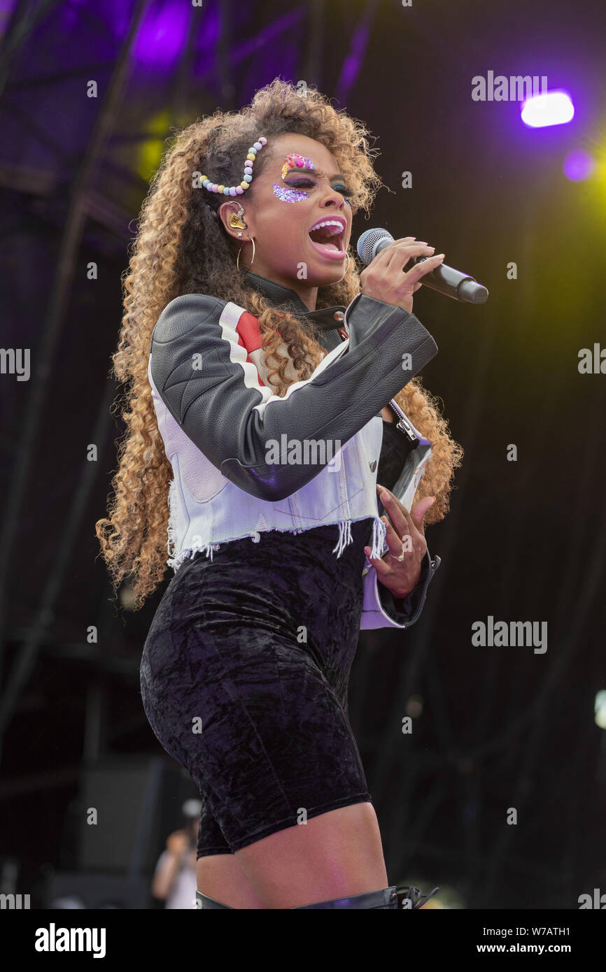 Brighton, UK. 3rd Aug, 2019. British Singer, Fleur East performs on the ...