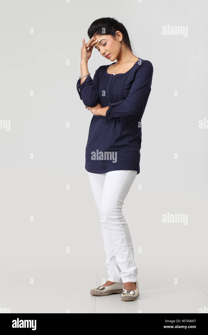 Apprehension women hi-res stock photography and images - Alamy