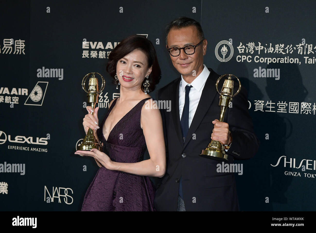 **TAIWAN OUT**Taiwanese actress Ke Shu-qin, left, and actor Liu Te-kai ...