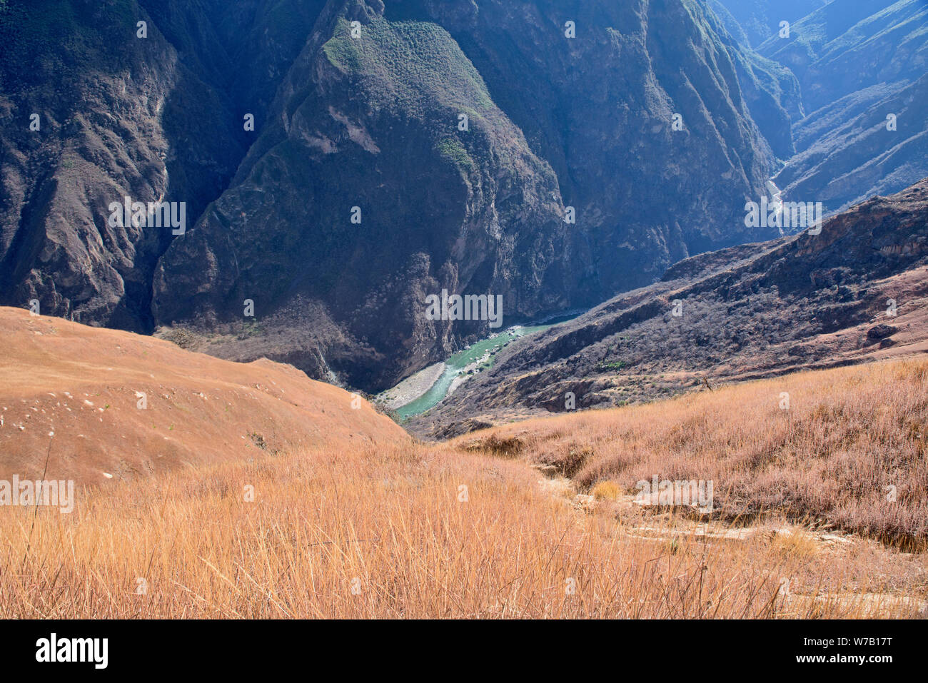 Apurimac river peru hi-res stock photography and images - Alamy