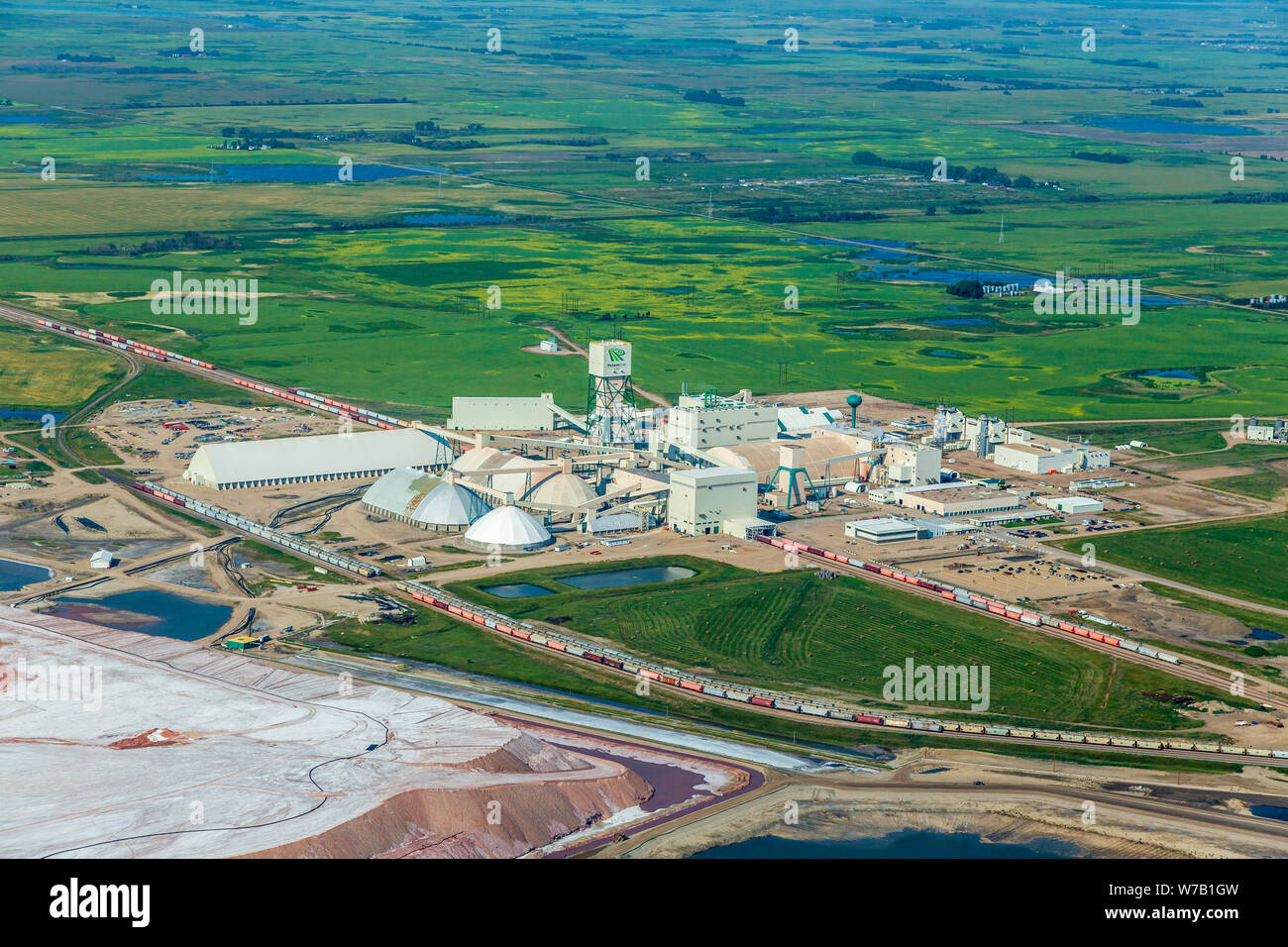 Potash Mining Saskatchewan Stock Photos & Potash Mining Saskatchewan ...