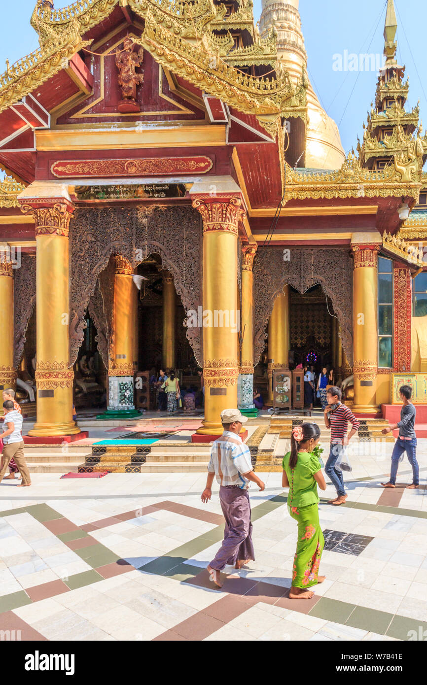 Sacred yangon temple hi-res stock photography and images - Alamy