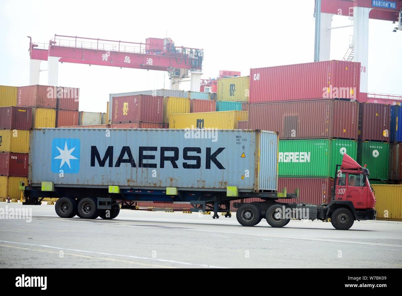 Maersk container truck hi-res stock photography and images - Alamy