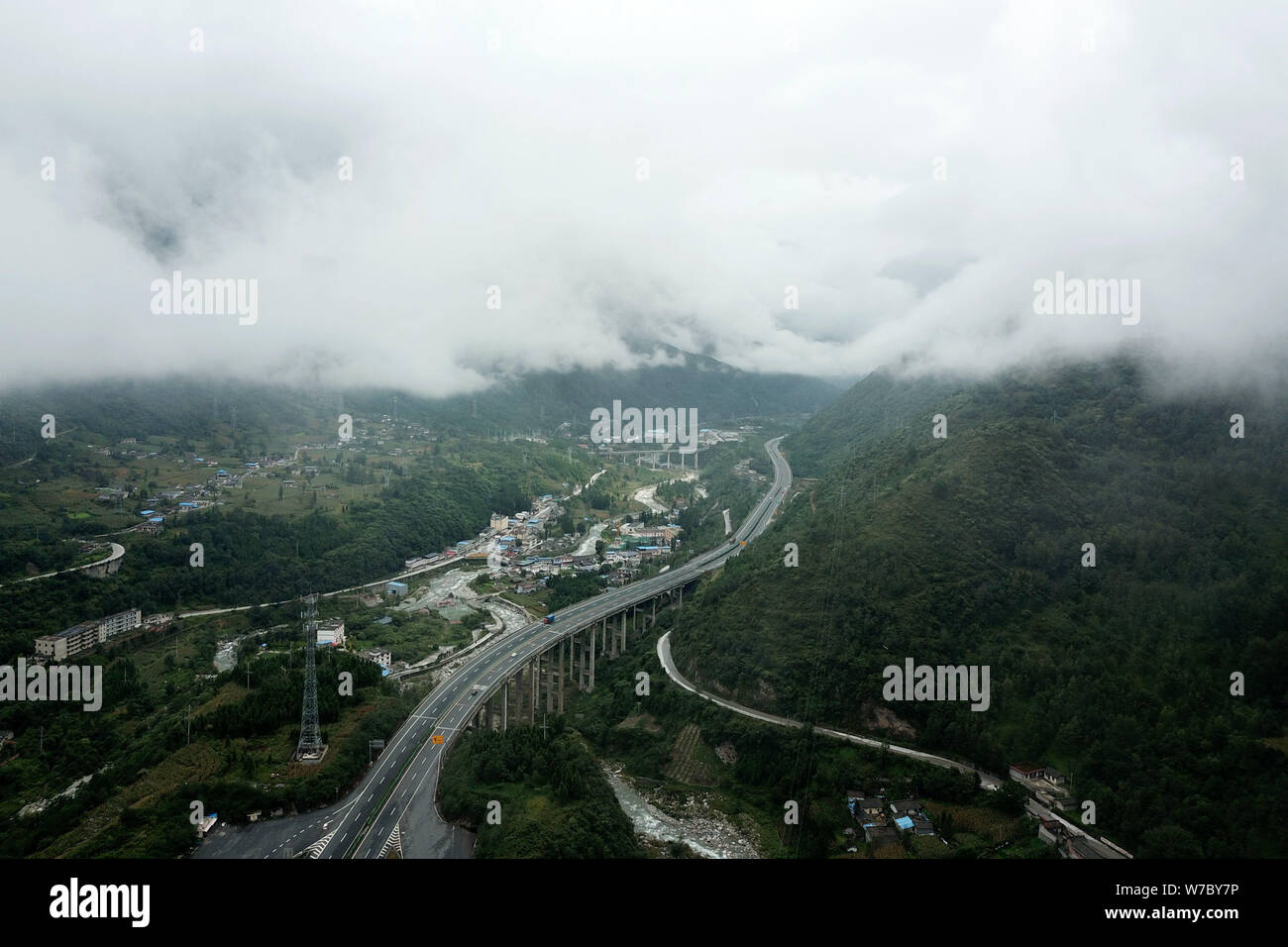 Ganhaizi bridge hi-res stock photography and images - Alamy