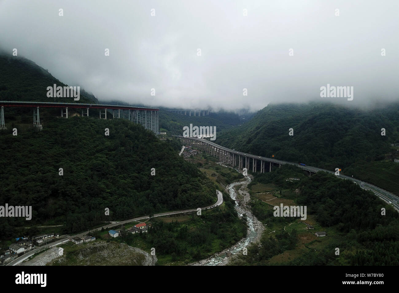 Ganhaizi bridge hi-res stock photography and images - Alamy