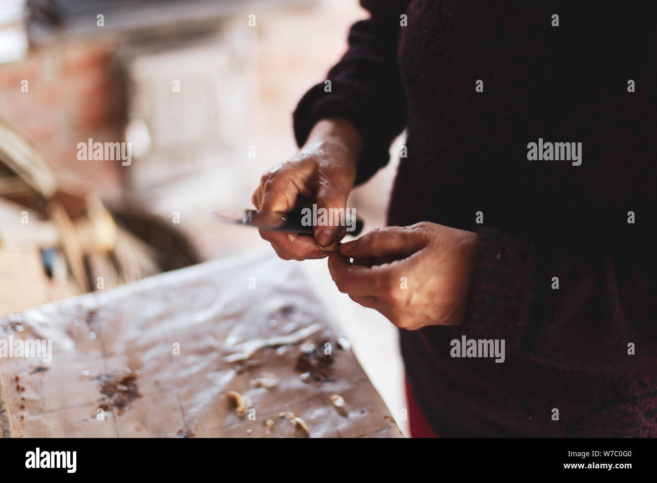 Grandma cooking hi-res stock photography and images - Alamy