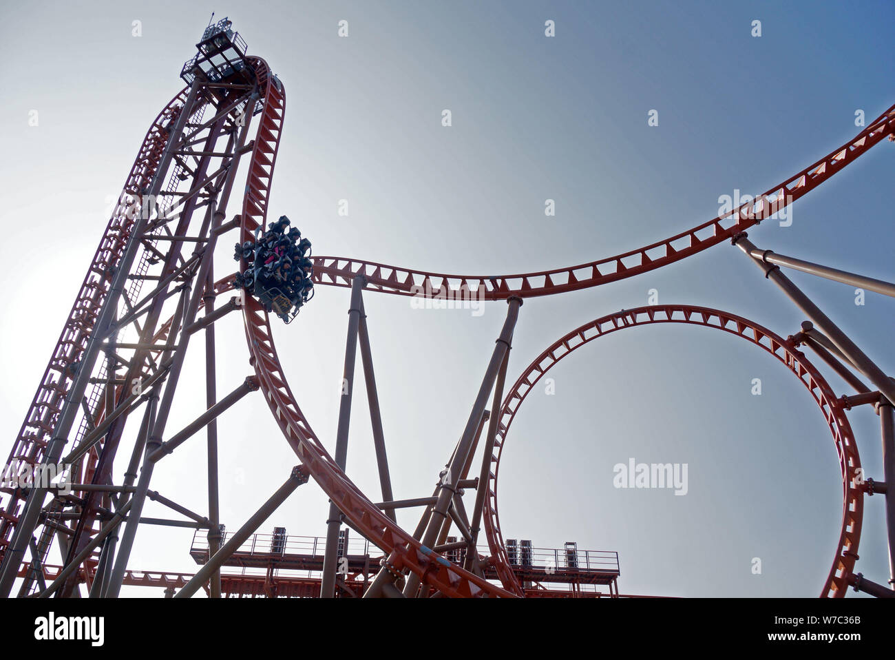 Holidaymakers take a ride on the Asia's first vertical roller coaster ...