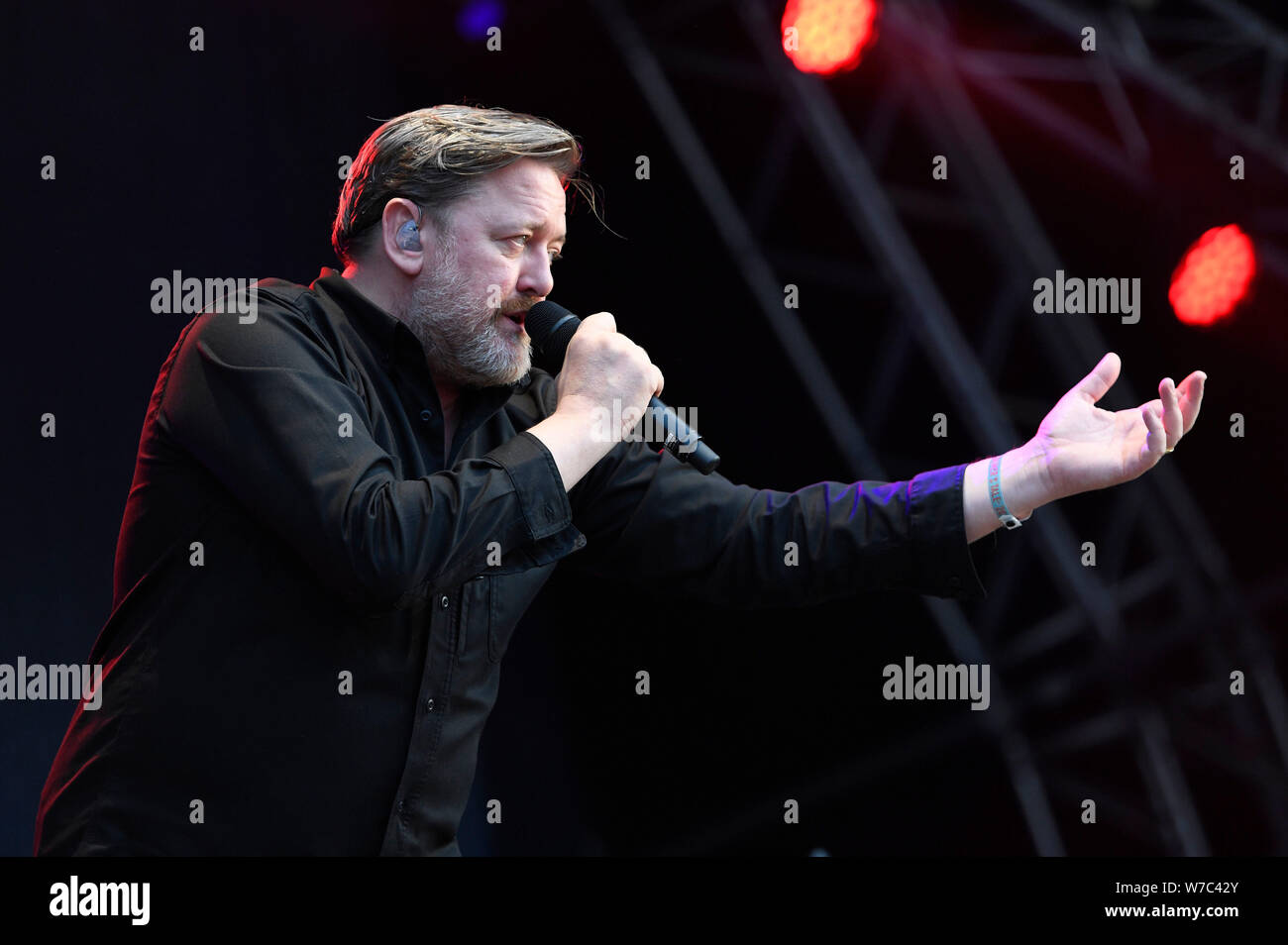 Guy garvey 2019 hi-res stock photography and images - Alamy