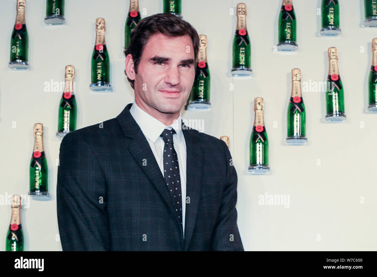 Swiss tennis player Roger Federer poses at the Moet and Chandon Party ...