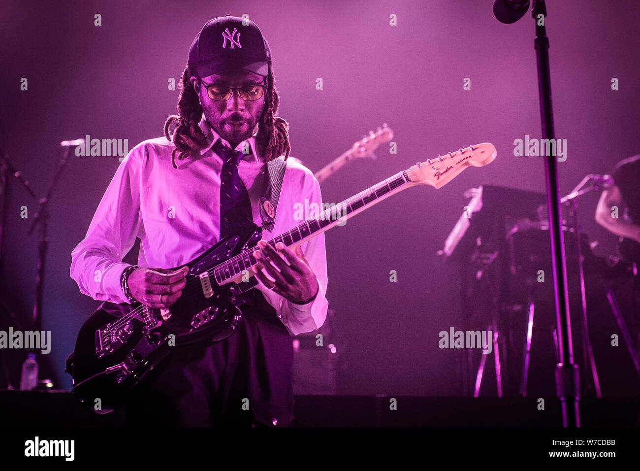 Blood orange singer hi-res stock photography and images - Alamy