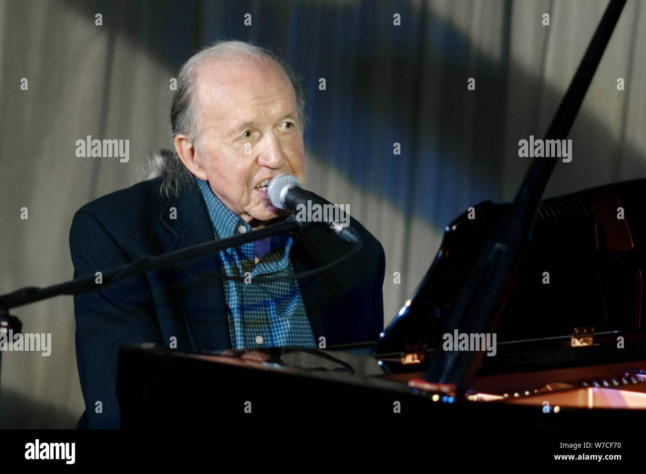 Dorough hi-res stock photography and images - Alamy