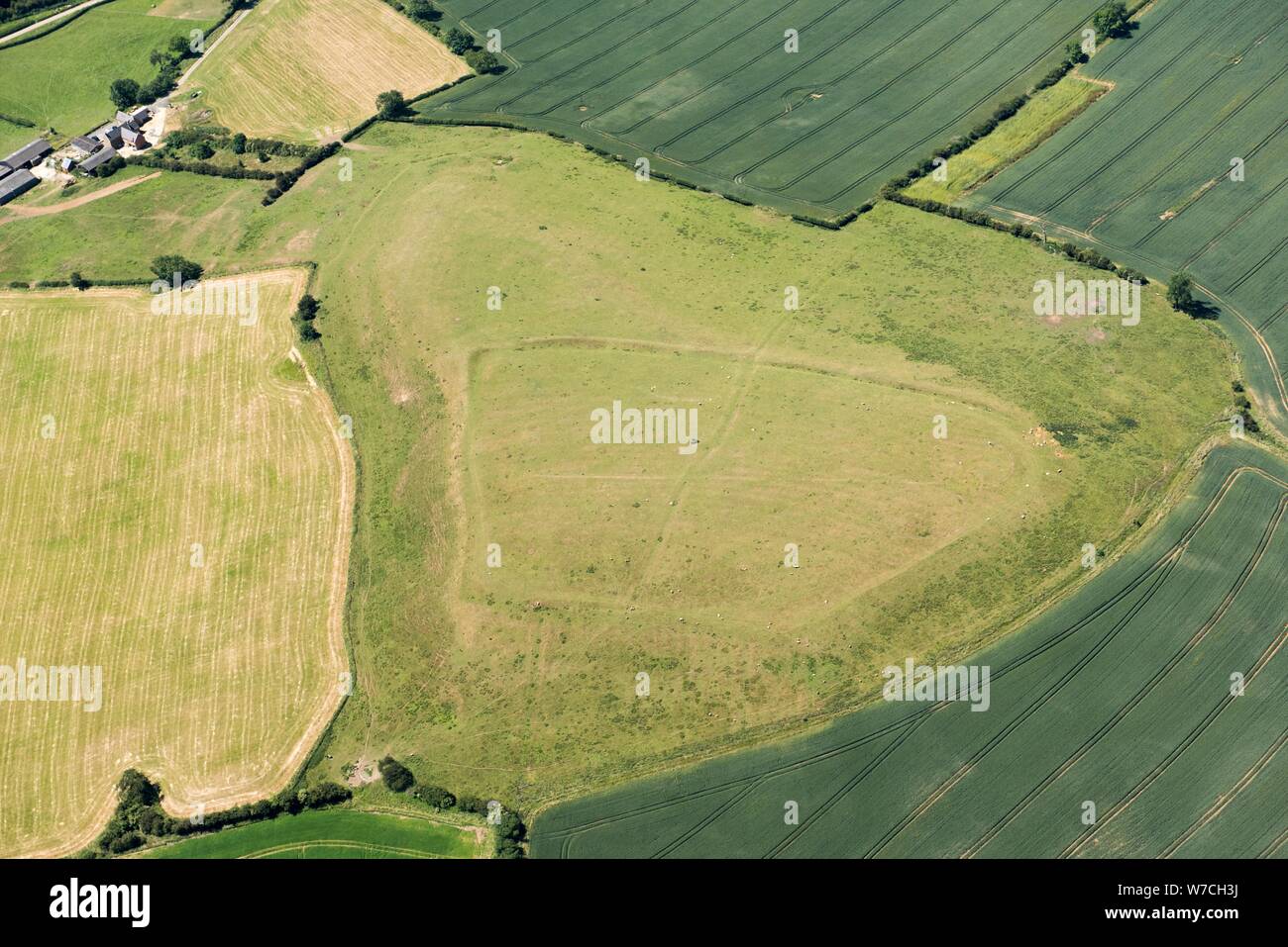 Enclosed settlement earthwork on Robin a Tiptoe Hill, near Tilton on ...