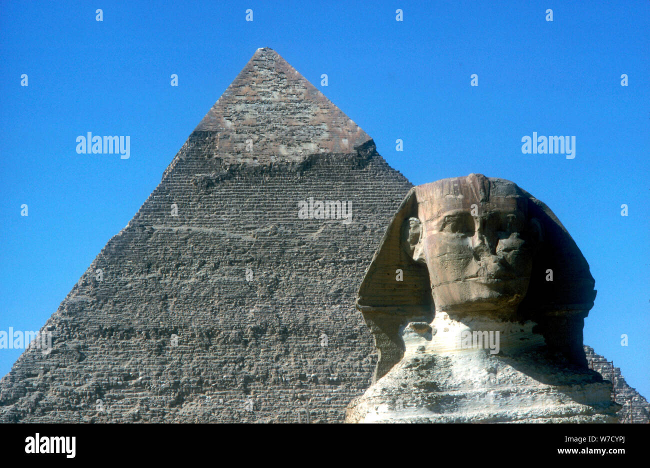 King khafre chamber hi-res stock photography and images - Alamy