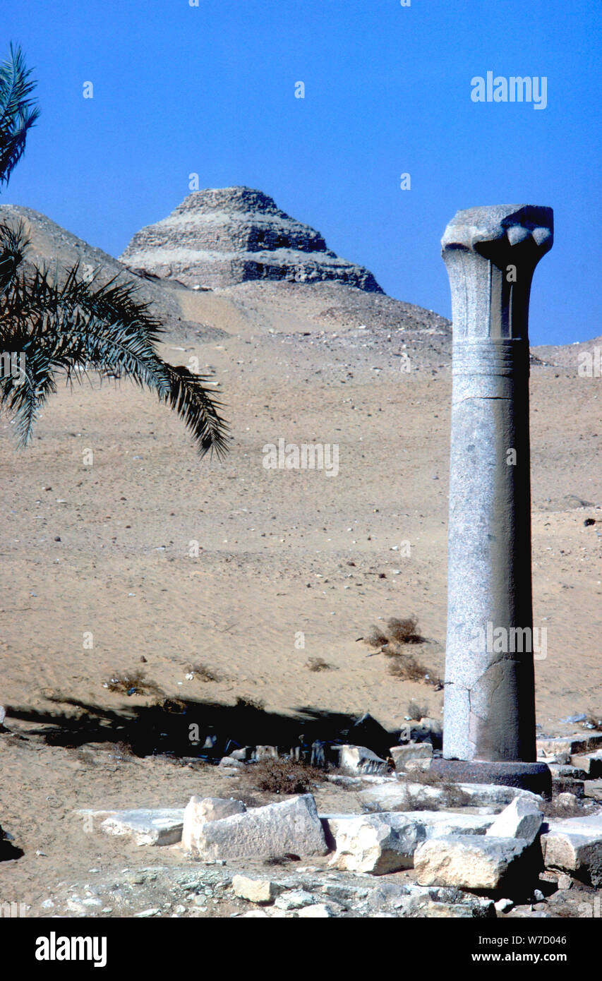Step Pyramid of King Djoser (Zozer) behind ruins of temple, Saqqara ...