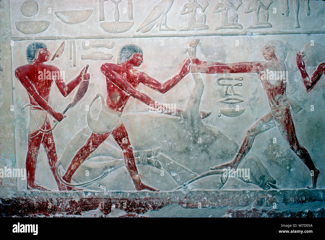 Ancient egyptian stone cutting hi-res stock photography and images - Alamy
