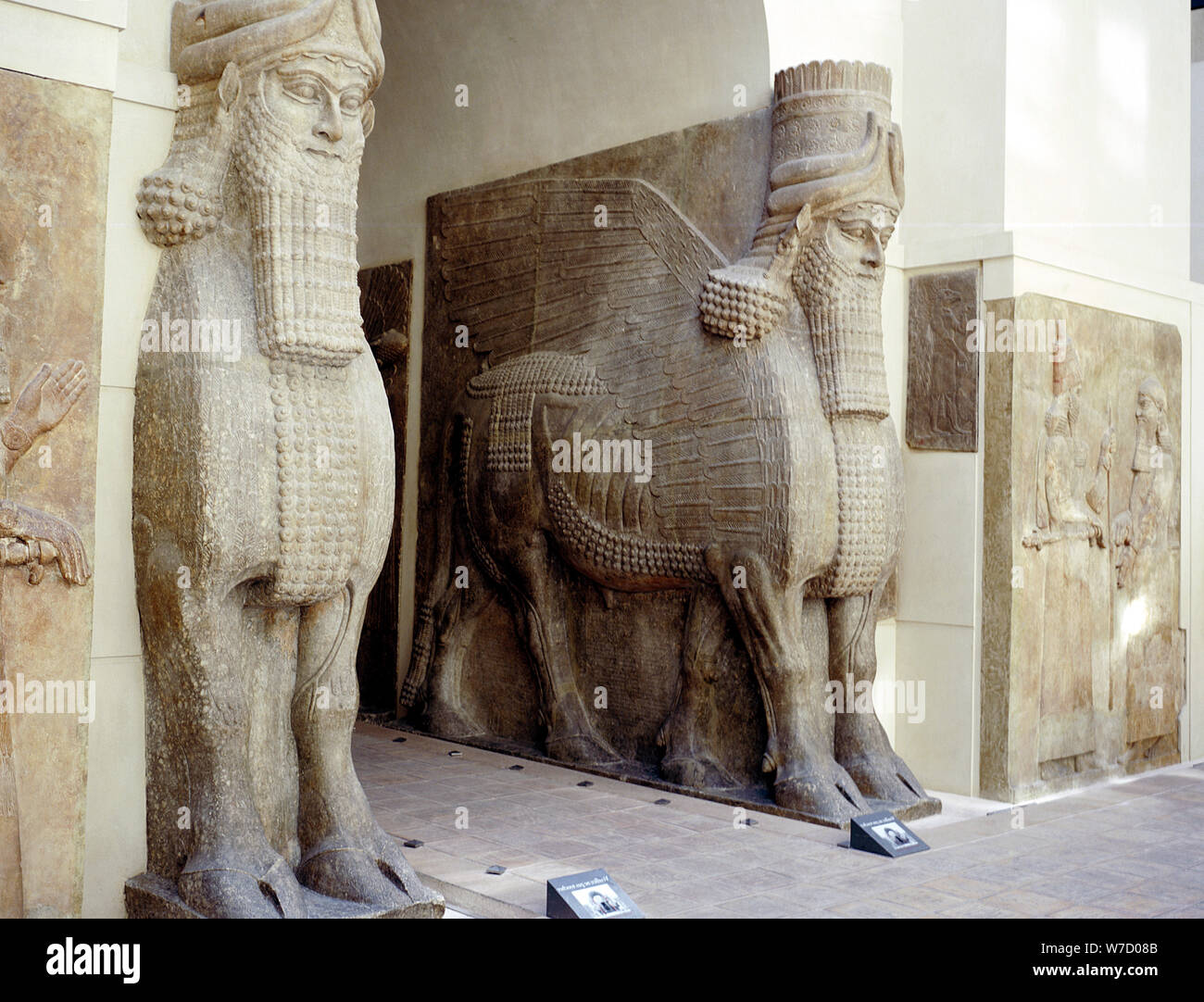 Assyrian winged bulls hi-res stock photography and images - Alamy