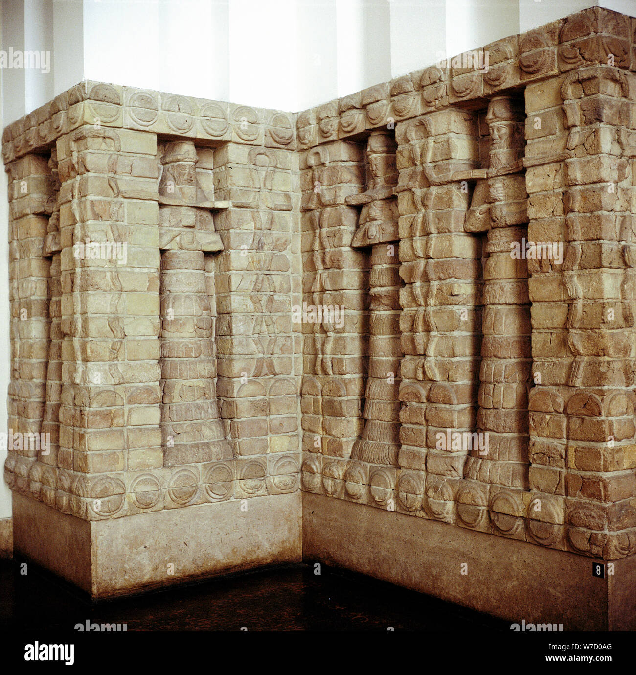 Facade of the temple of innana hi-res stock photography and images - Alamy