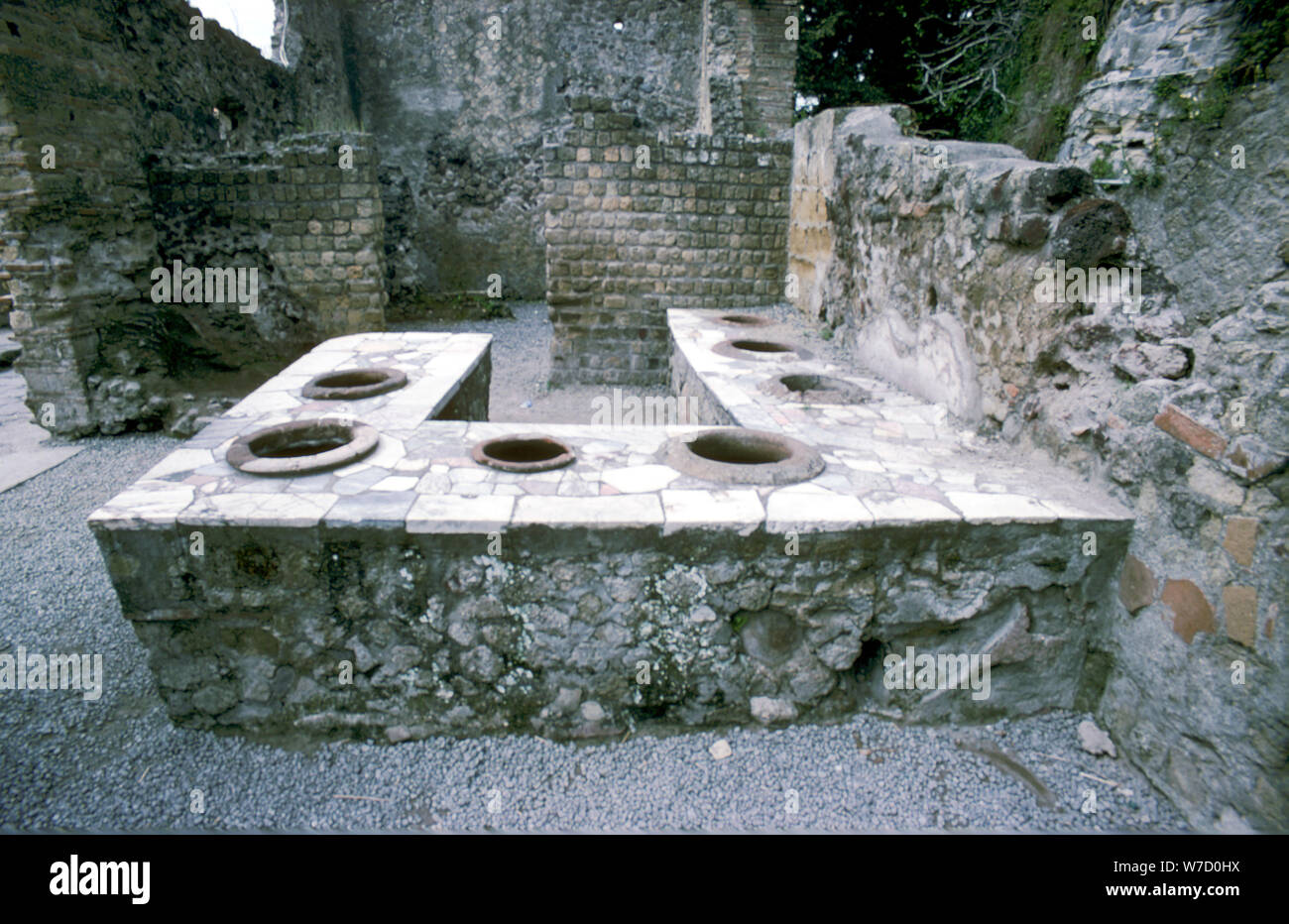 A Roman snack-bar, Herculaneum, Italy, 1st century. Artist: Unknown ...