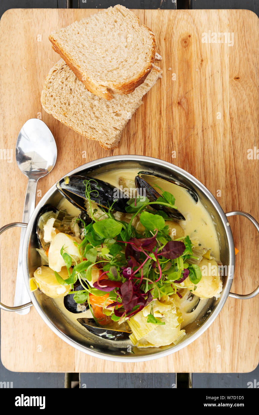 Seafood chowder hi-res stock photography and images - Alamy