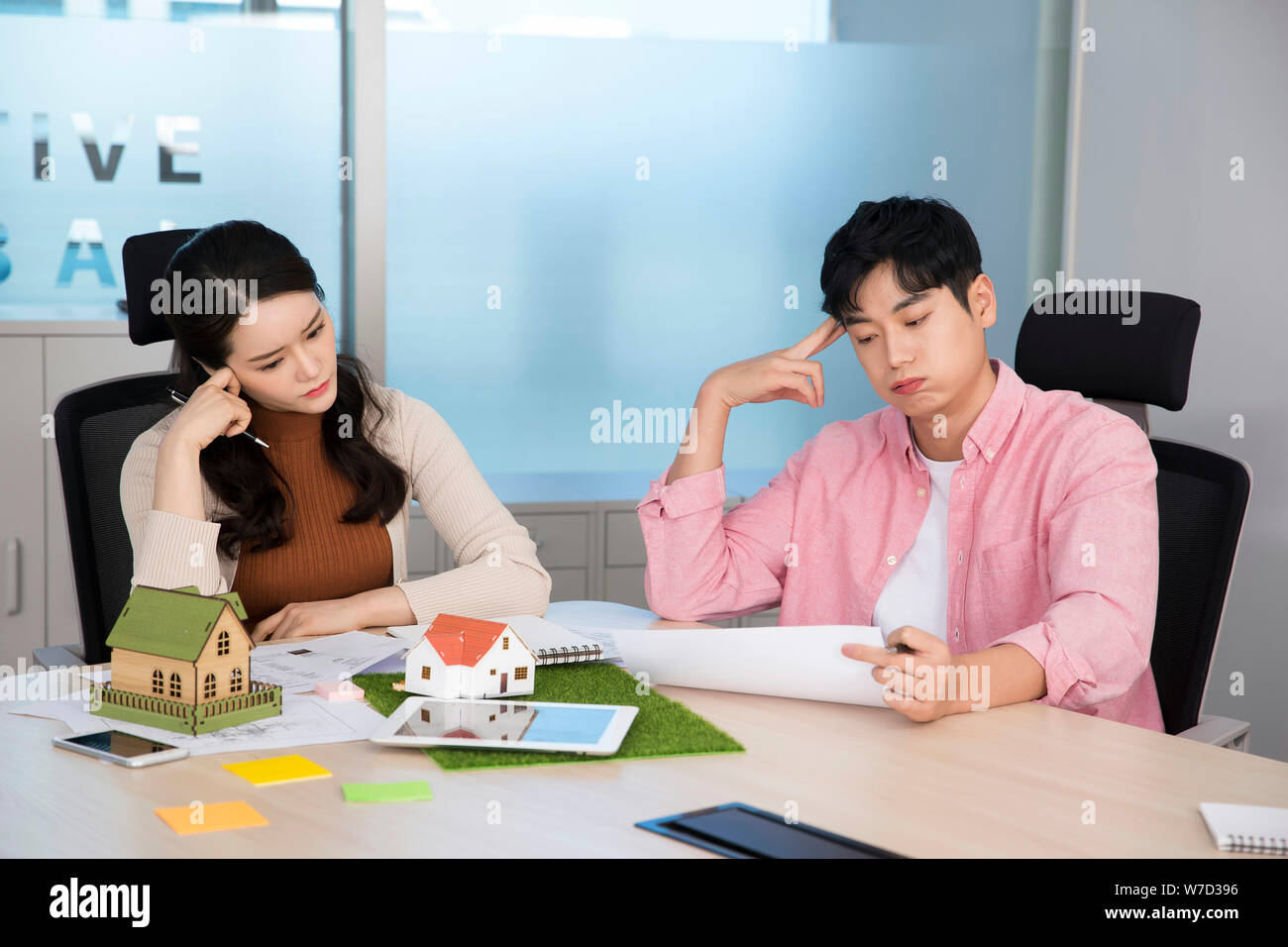 Office life concept, two asian business partners working in office 369 ...