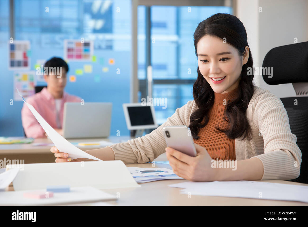 Office life concept, two asian business partners working in office 312 ...