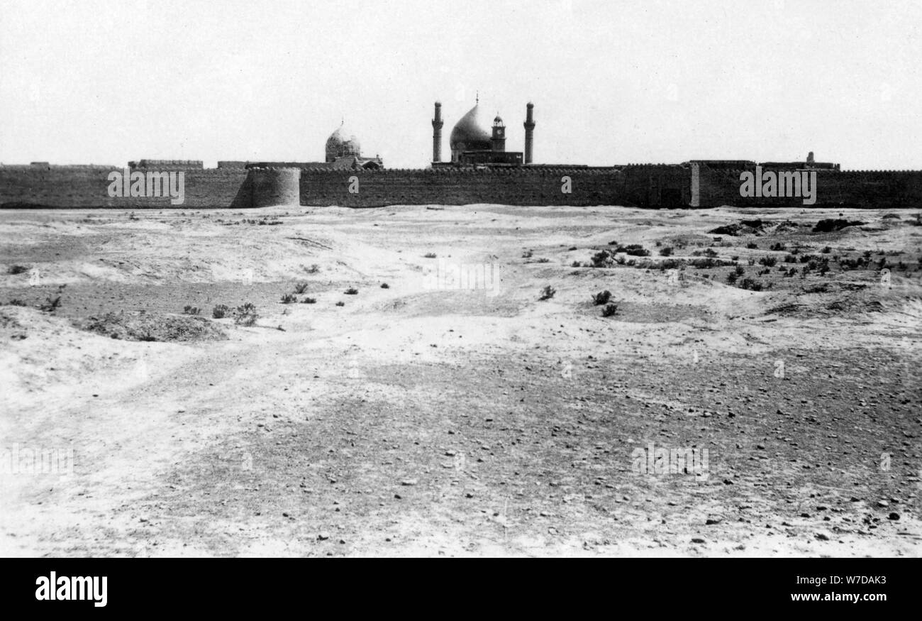 Golden dome and minarets of the Samarra mosque, Mesopotamia, 1918 ...