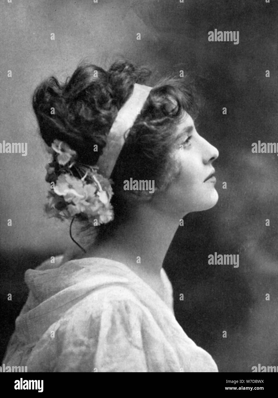 Iris Hoey (1885-1979), British actress, 1908-1909. Artist: Unknown ...