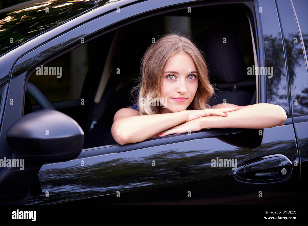 Comely hi-res stock photography and images - Alamy