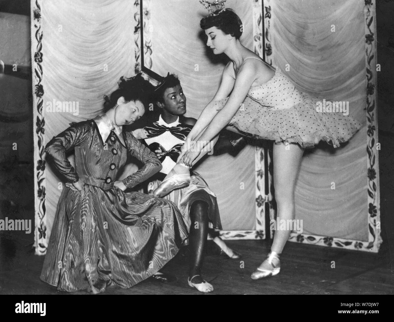 Audrey Hepburn Black Dress High Resolution Stock Photography and Images ...