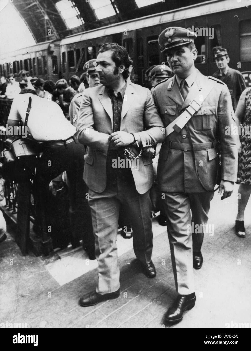 Italian Carabinieri Mafia High Resolution Stock Photography and Images ...