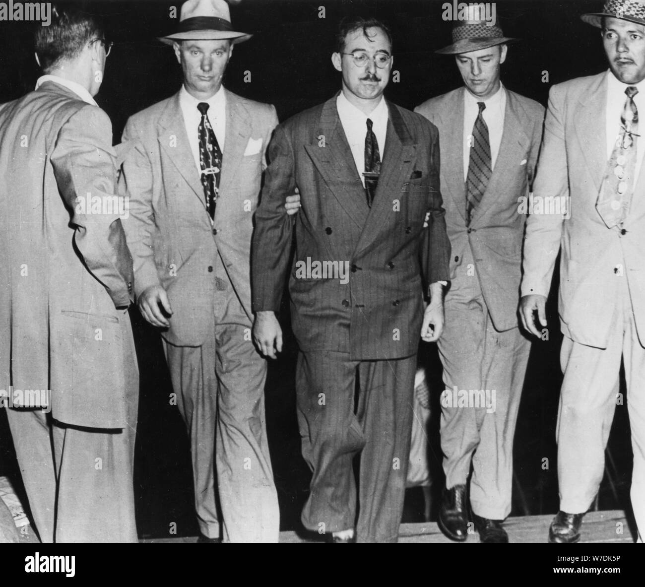 Fbi building 1950s hi-res stock photography and images - Alamy