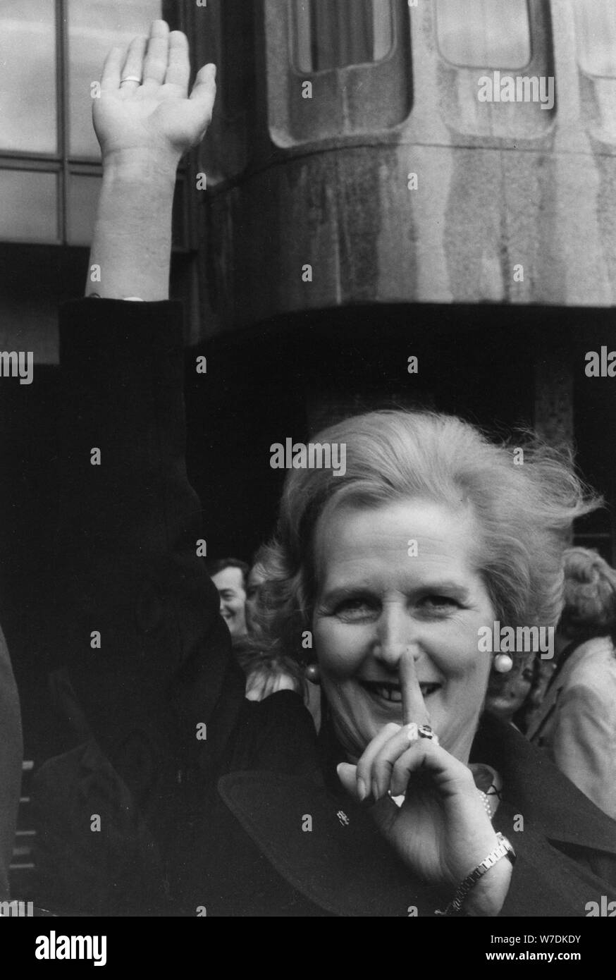 Margaret thatcher smiling hi-res stock photography and images - Alamy