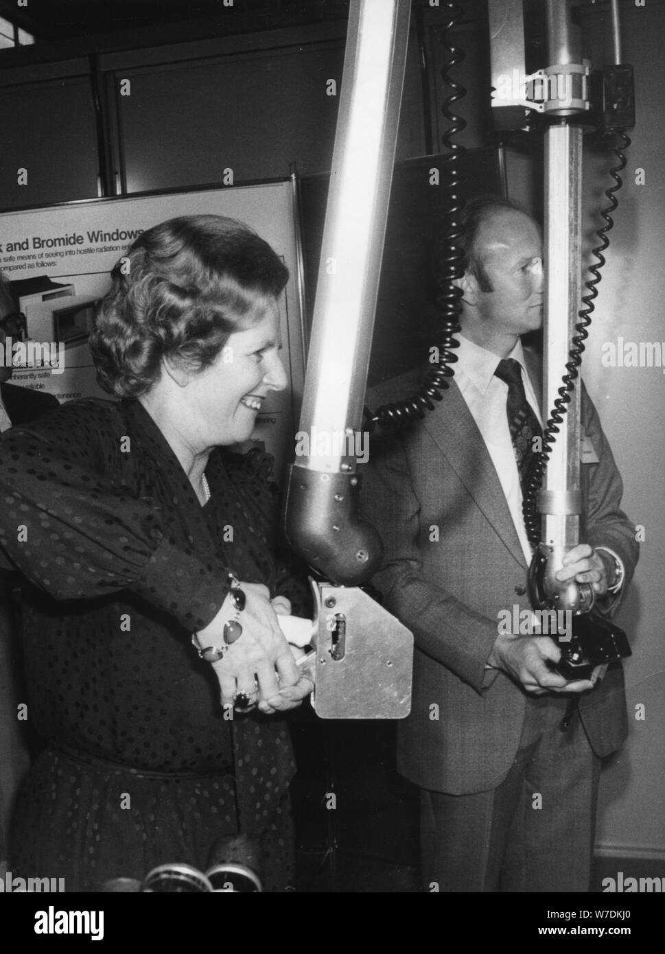 1980s research hi-res stock photography and images - Alamy