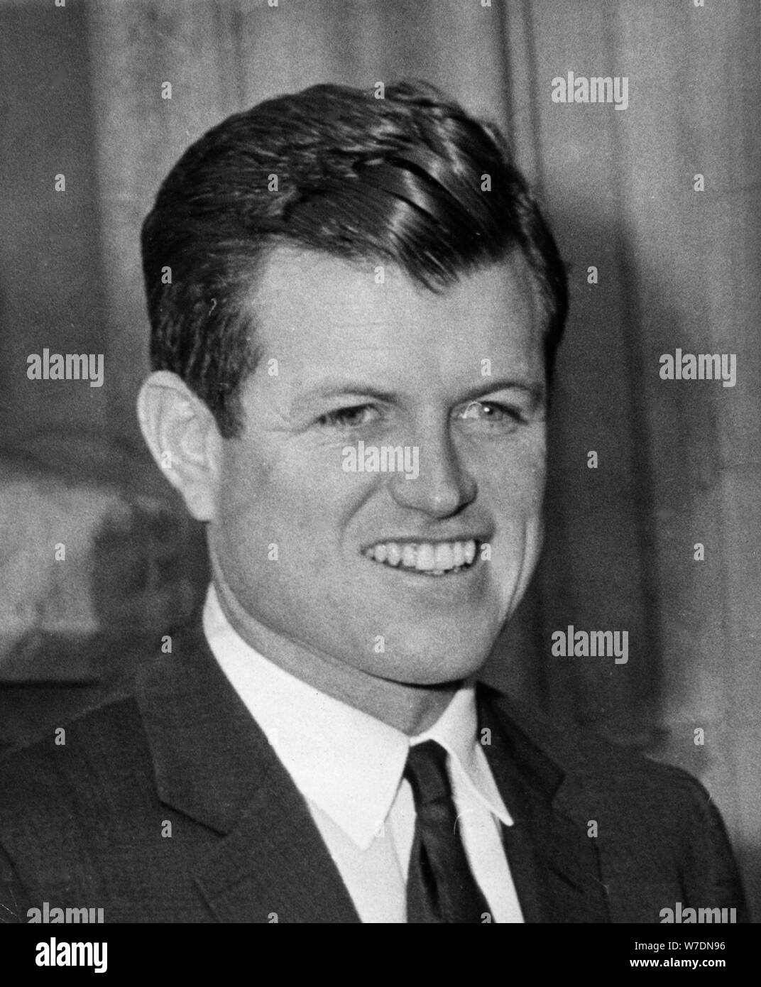 Senator edward kennedy hi-res stock photography and images - Alamy