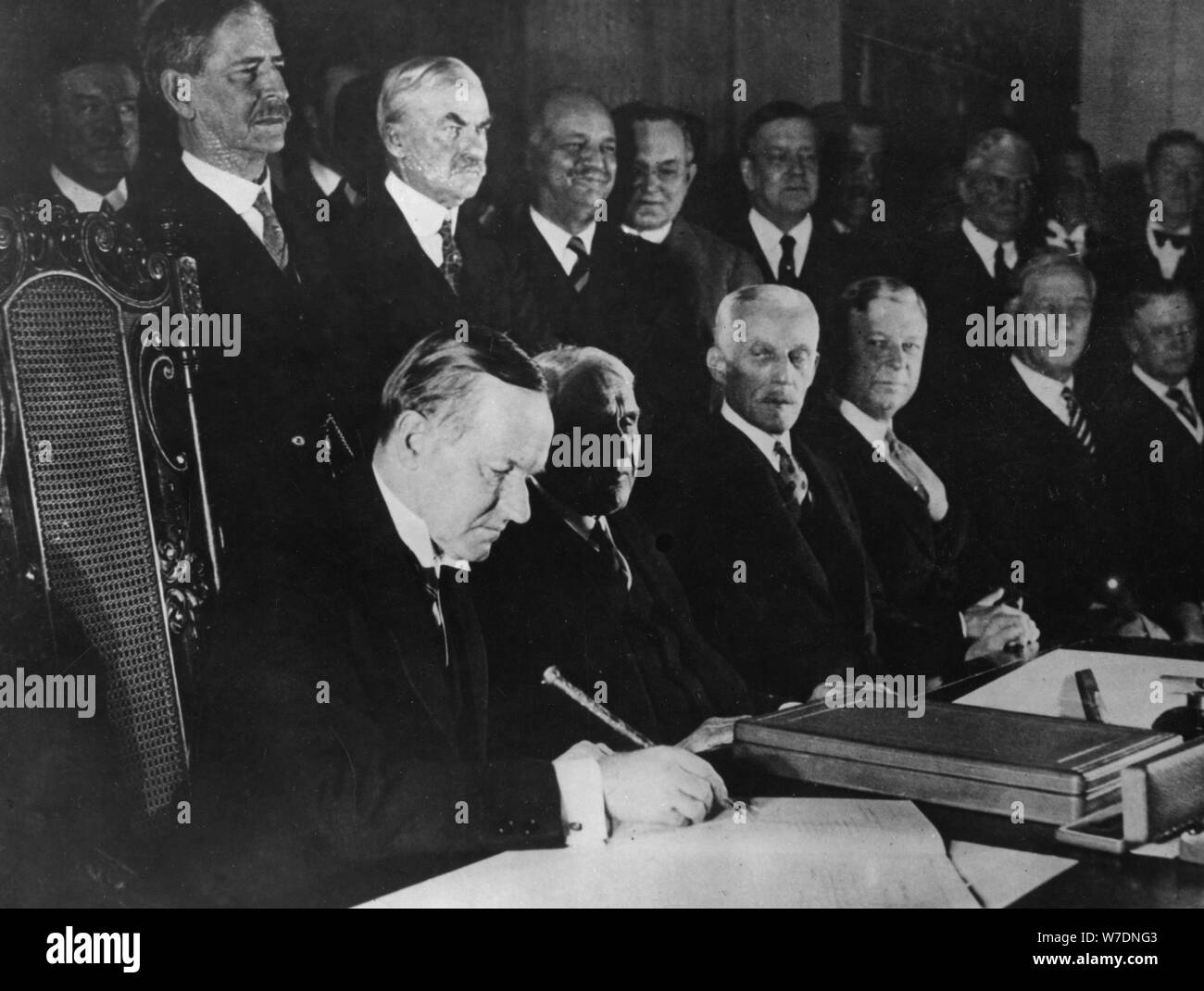 Kellogg Briand Pact Document