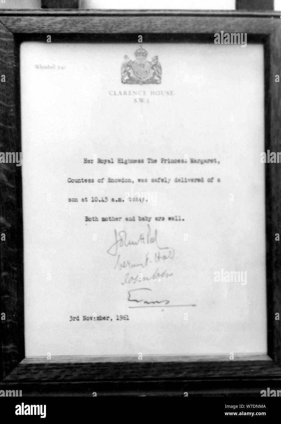 Signature british royalty hi-res stock photography and images - Alamy