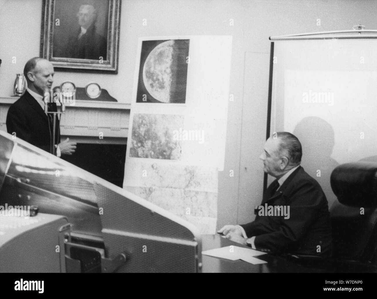 Lunar photographs Black and White Stock Photos & Images - Alamy