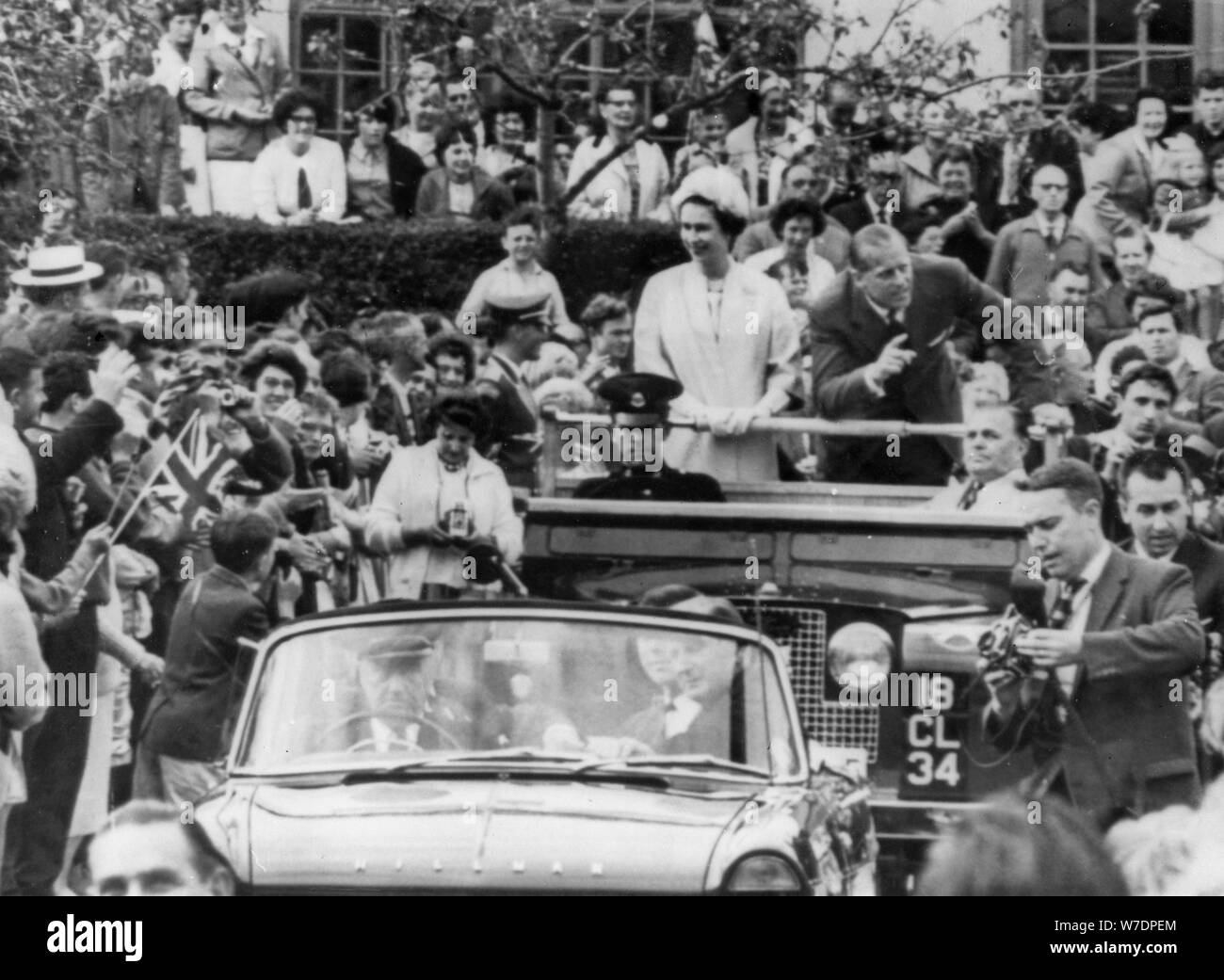 Queen elizabeth 1963 wales hi-res stock photography and images - Alamy