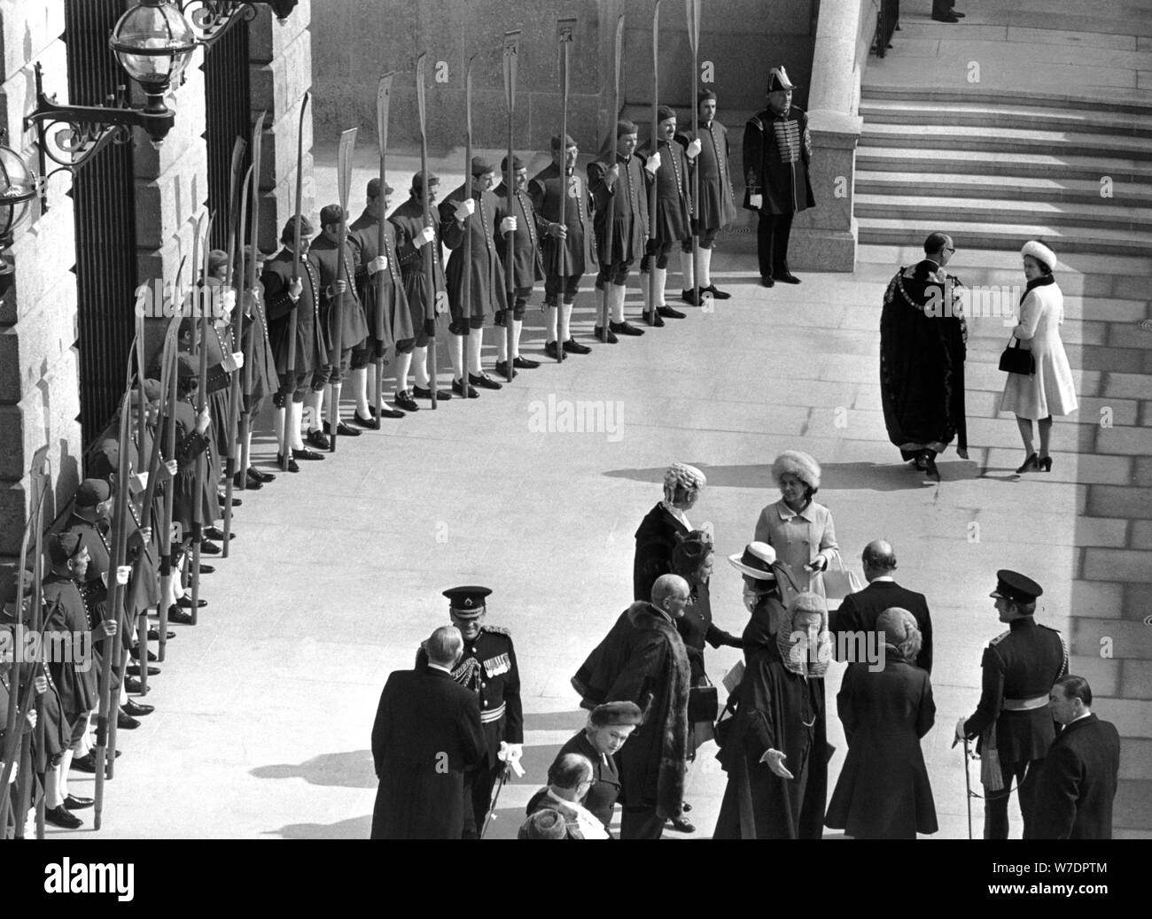 1973 london bridge hi-res stock photography and images - Alamy