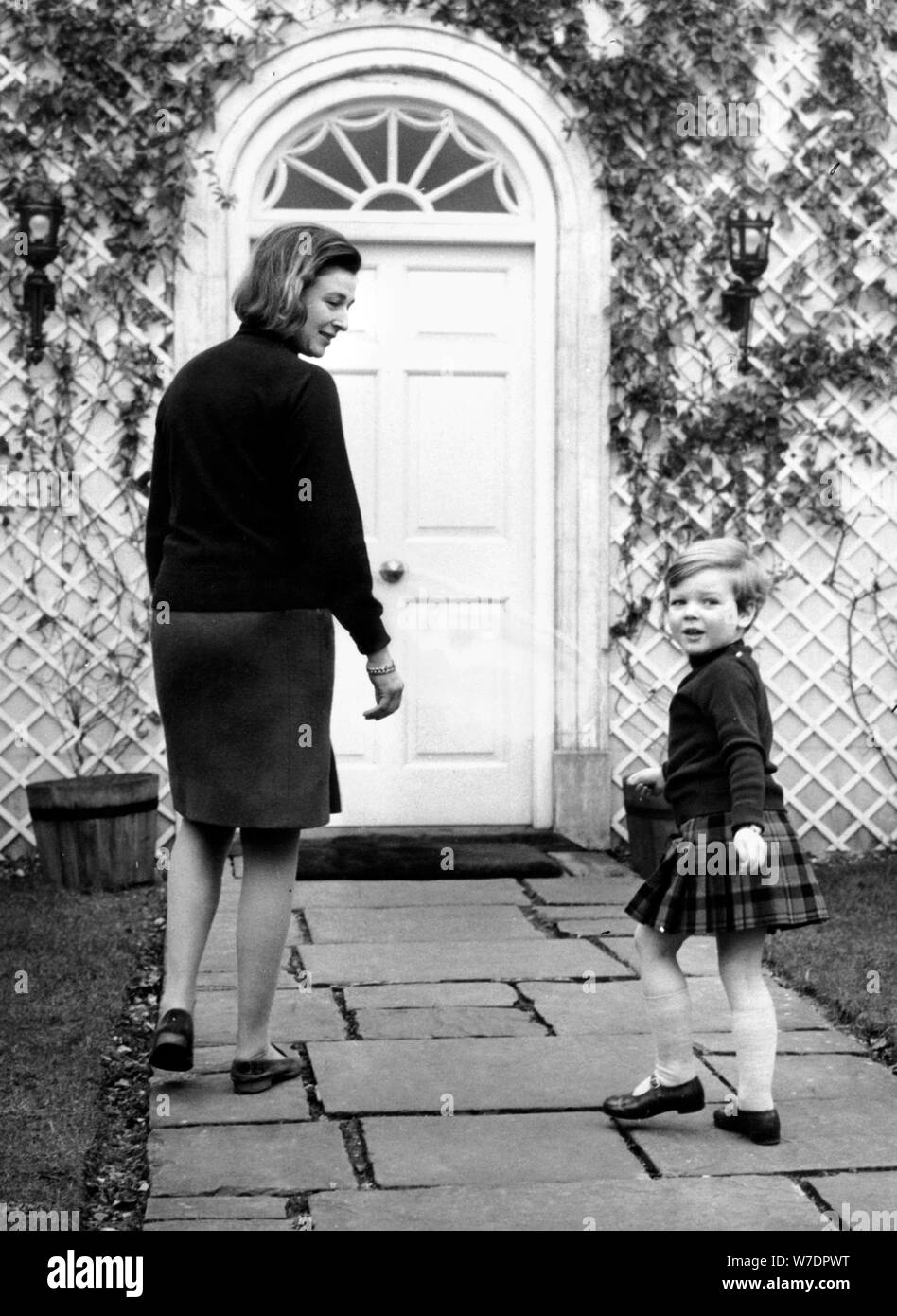 Royal lodge windsor building hi-res stock photography and images - Alamy