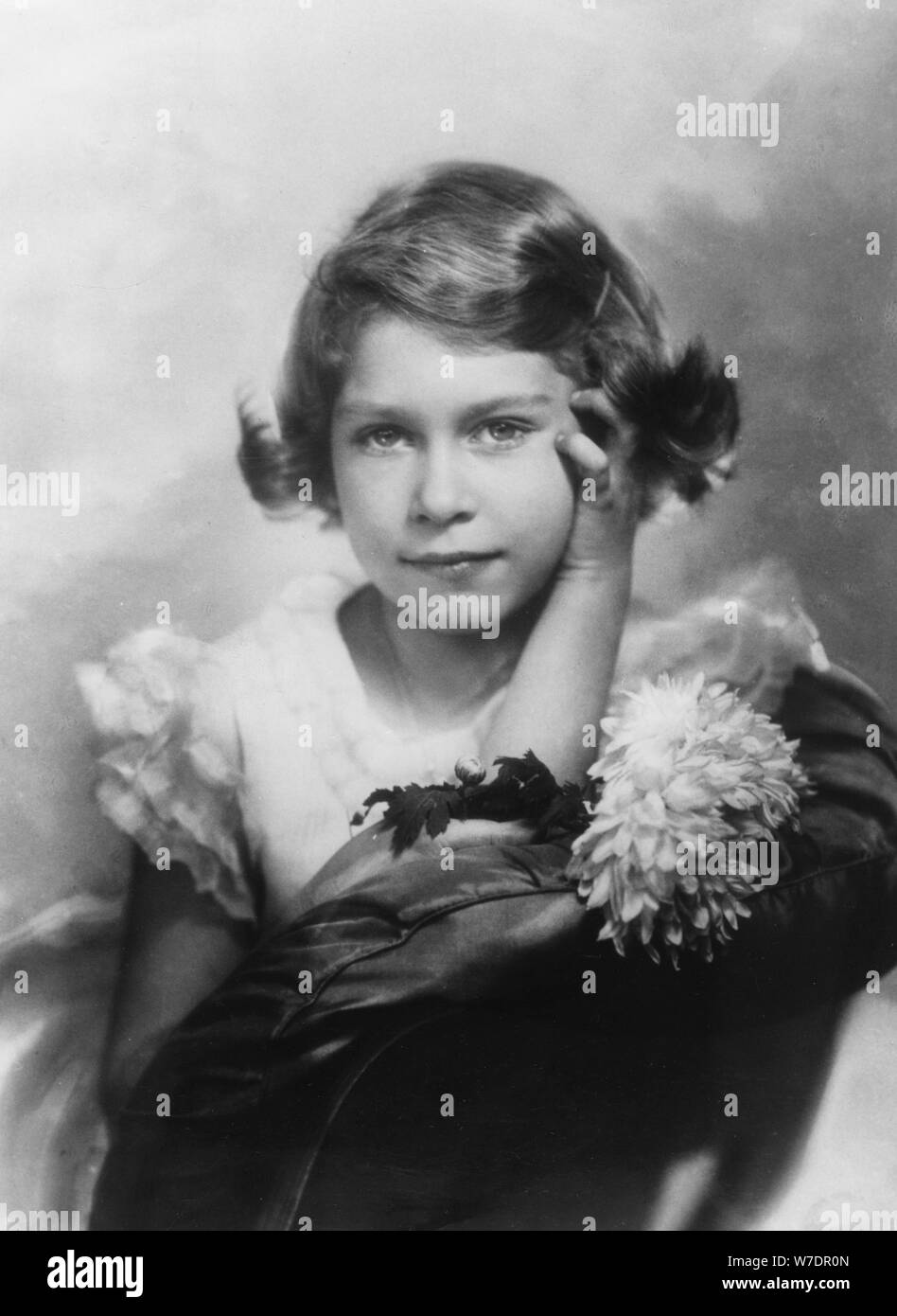 Marcus adams the queen hi-res stock photography and images - Alamy