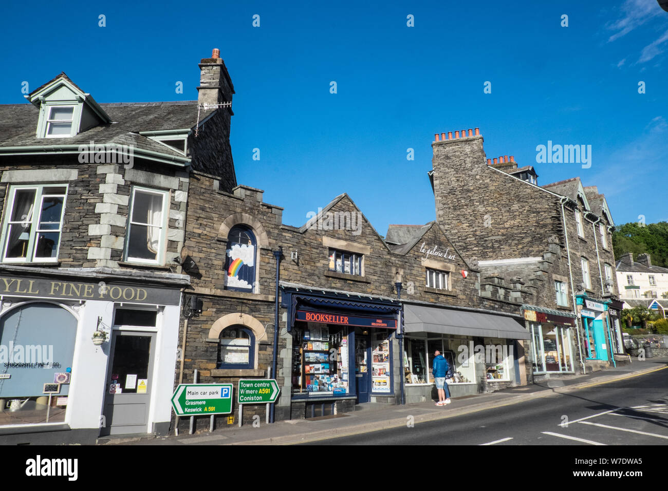 Ambleside town hi-res stock photography and images - Alamy
