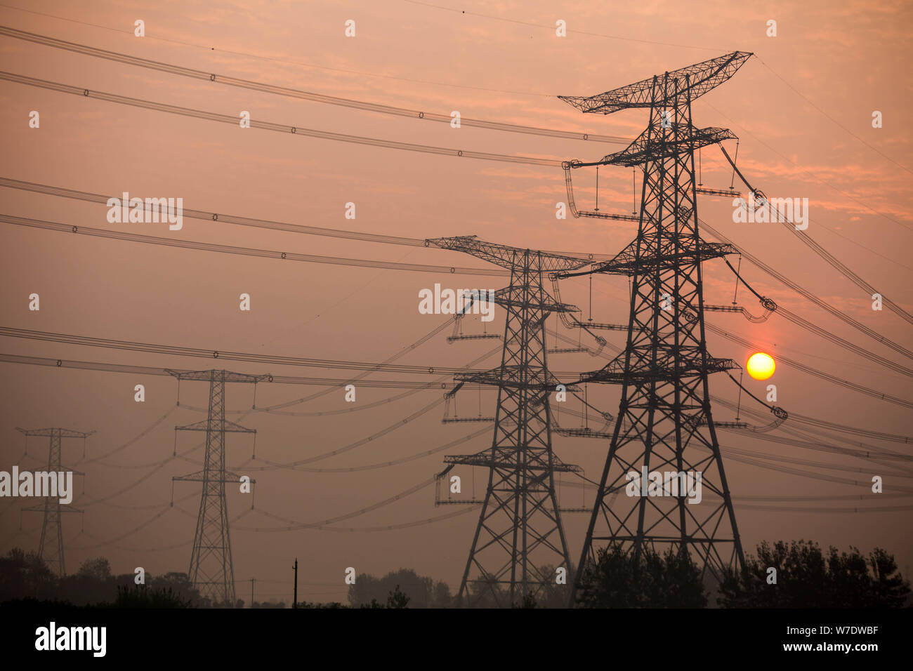 Dc High Voltage Power Lines