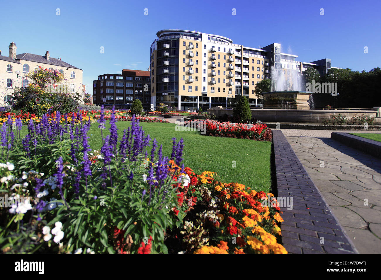 Bbc building hi-res stock photography and images - Alamy