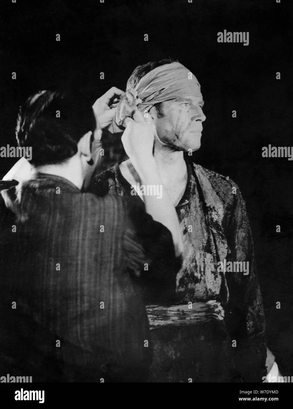 Charlton heston portrait hi-res stock photography and images - Alamy