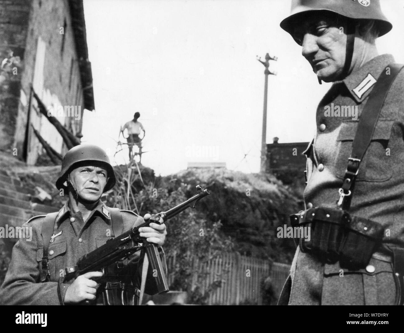 Frank sinatra with gun Black and White Stock Photos & Images - Alamy