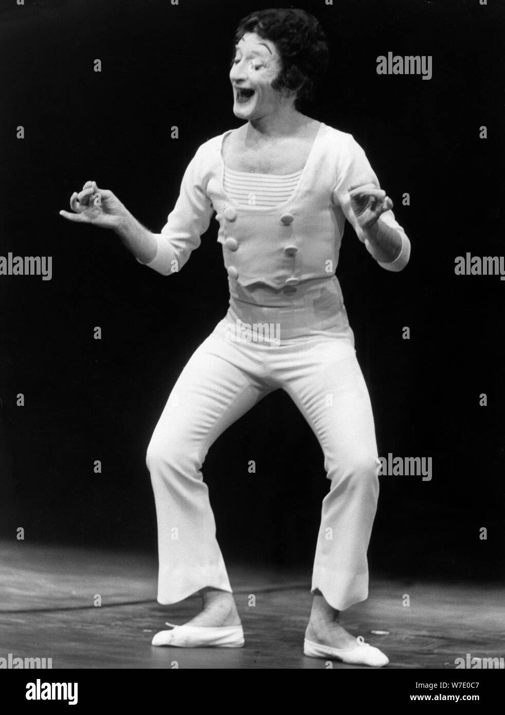 Marceau mime french marcel hi-res stock photography and images - Alamy